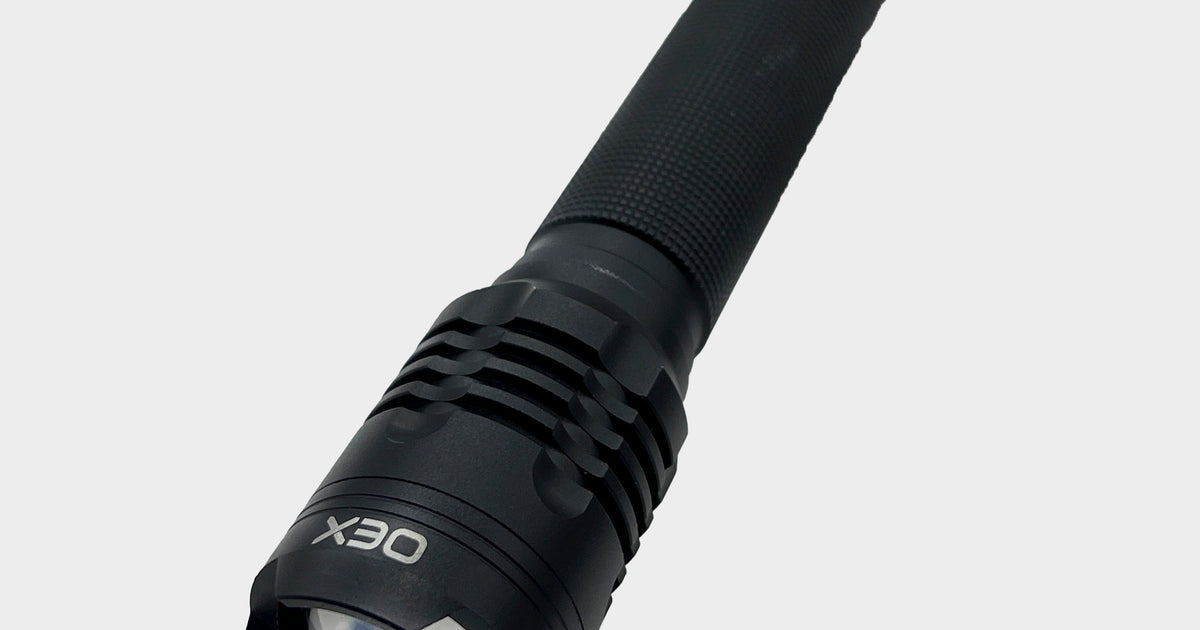 Black OEX 1000 Lumen Torch – Blacks
