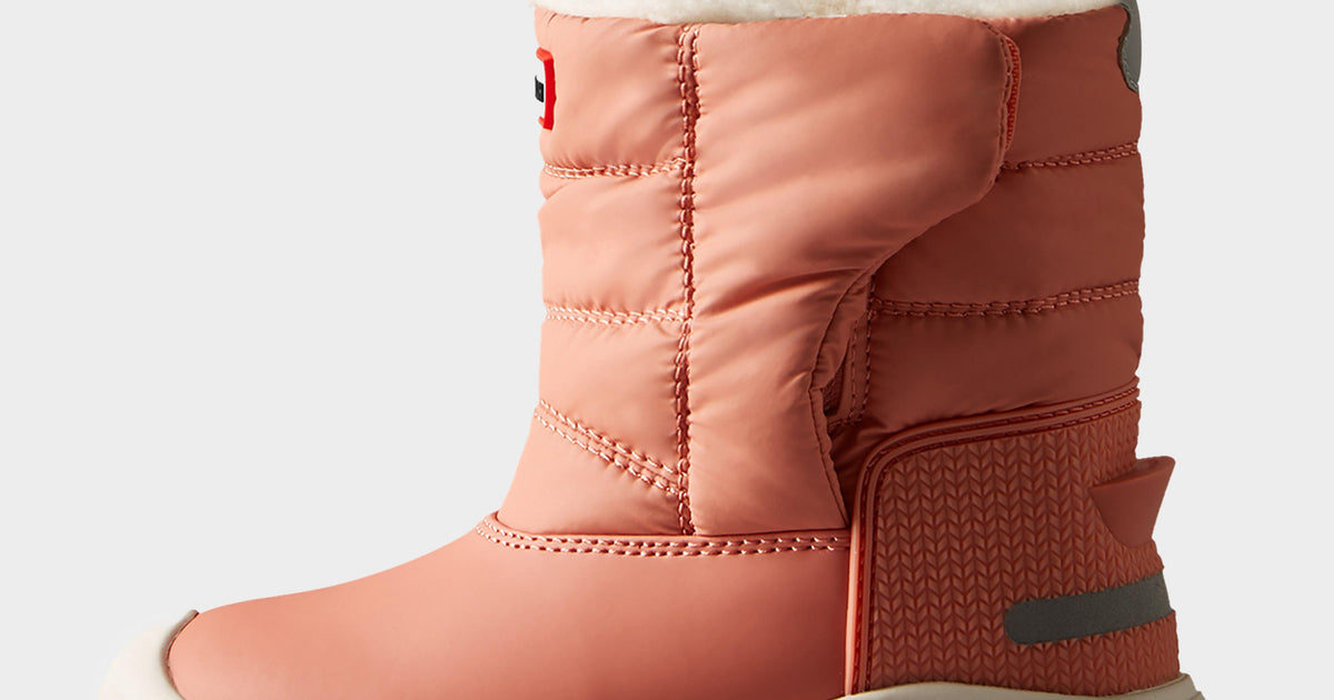 Pink Hunter Kids’ Intrepid Snow Boots – Blacks